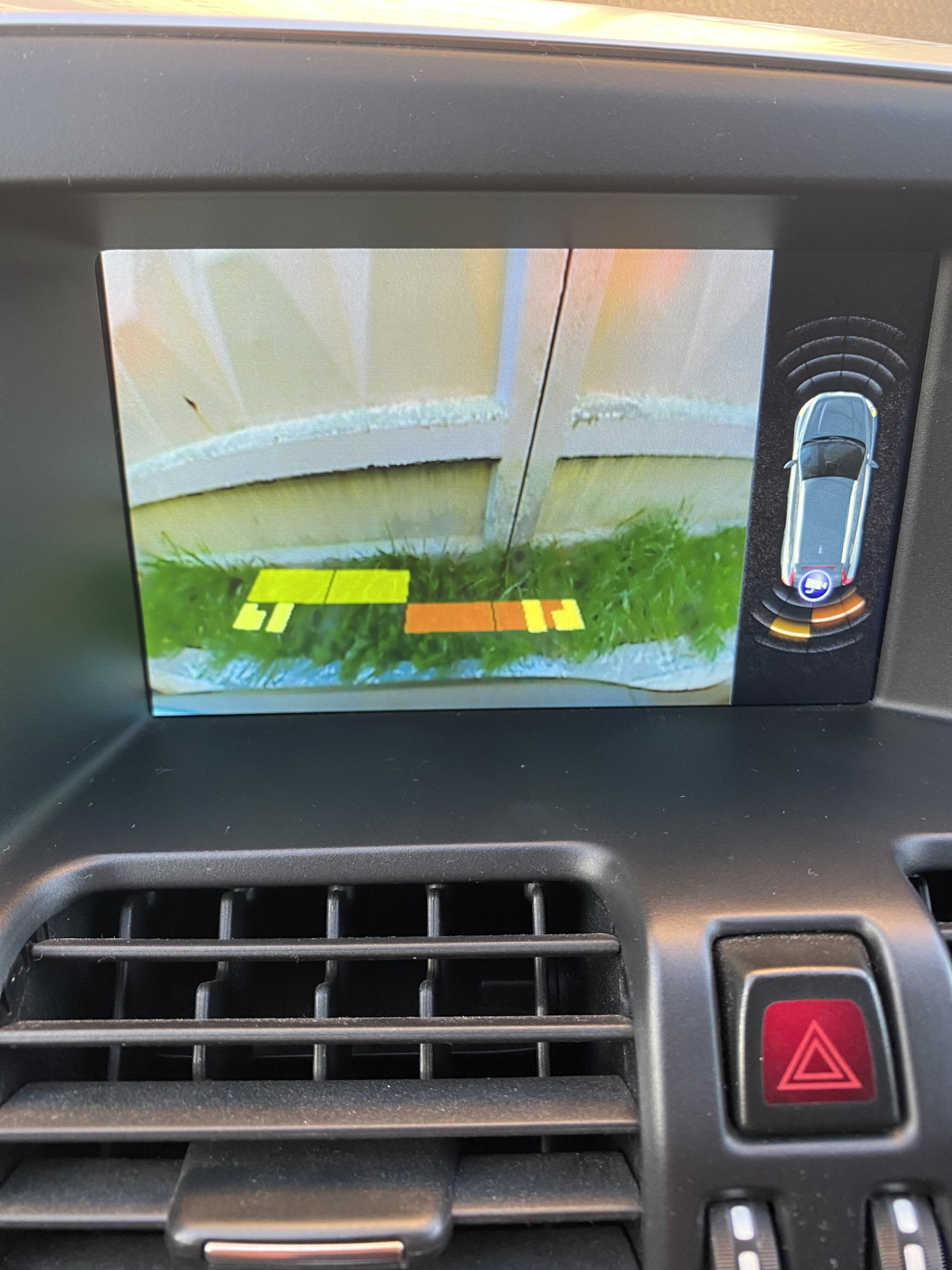 Камера заднего вида — Volvo XC60 (1G), 2,4 л, 2015 года | аксессуары ...