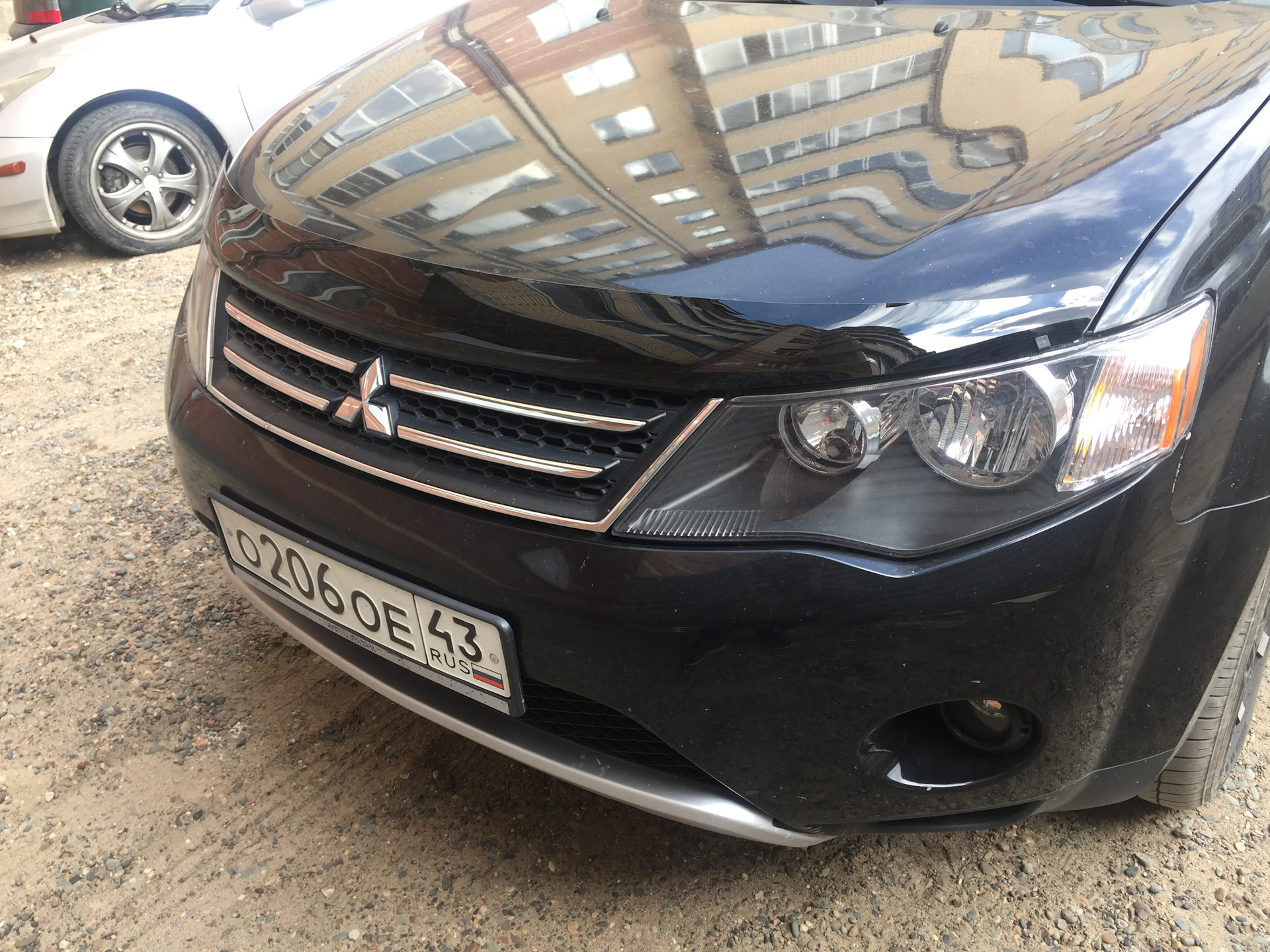 Мухобойка на Аутлендер XL — Mitsubishi Outlander XL, 3 л, 2008 года ...