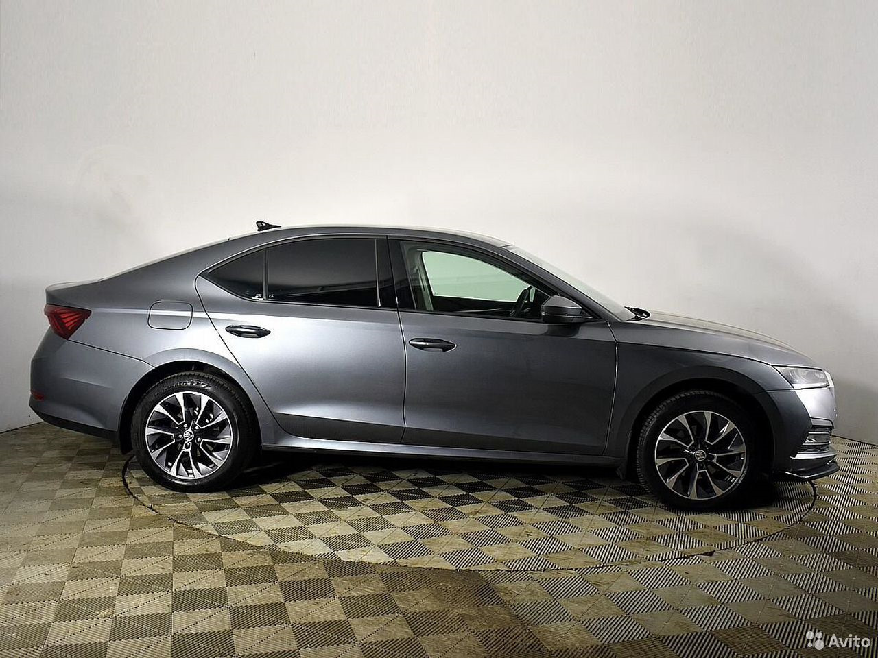 Зимняя резина и диски — Skoda Octavia A8 Mk4, 1,4 л, 2021 года | шины | DRIVE2