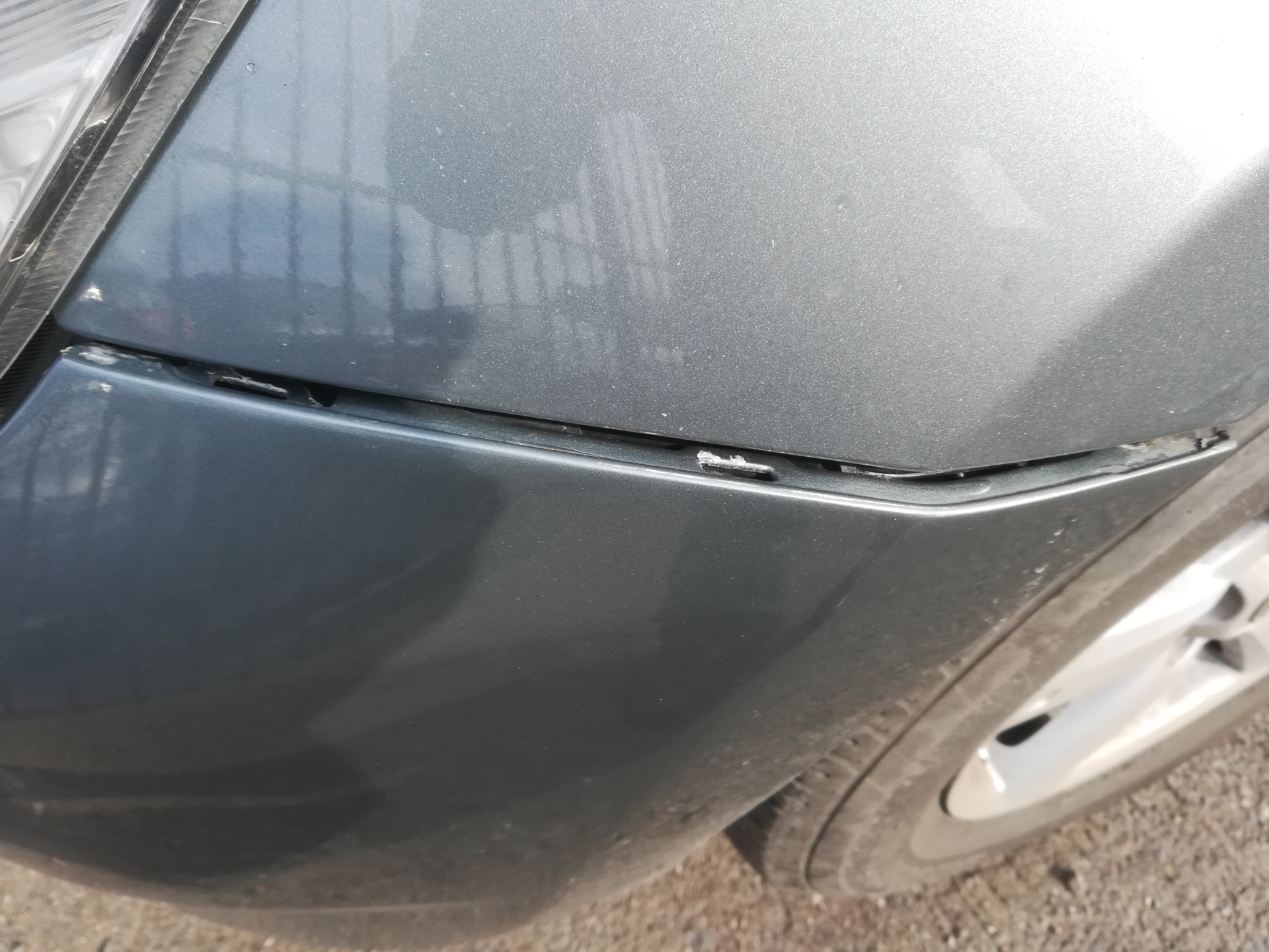 Выравнивание (клипса) бампера — Toyota RAV4 (III), 2 л, 2010 года ...