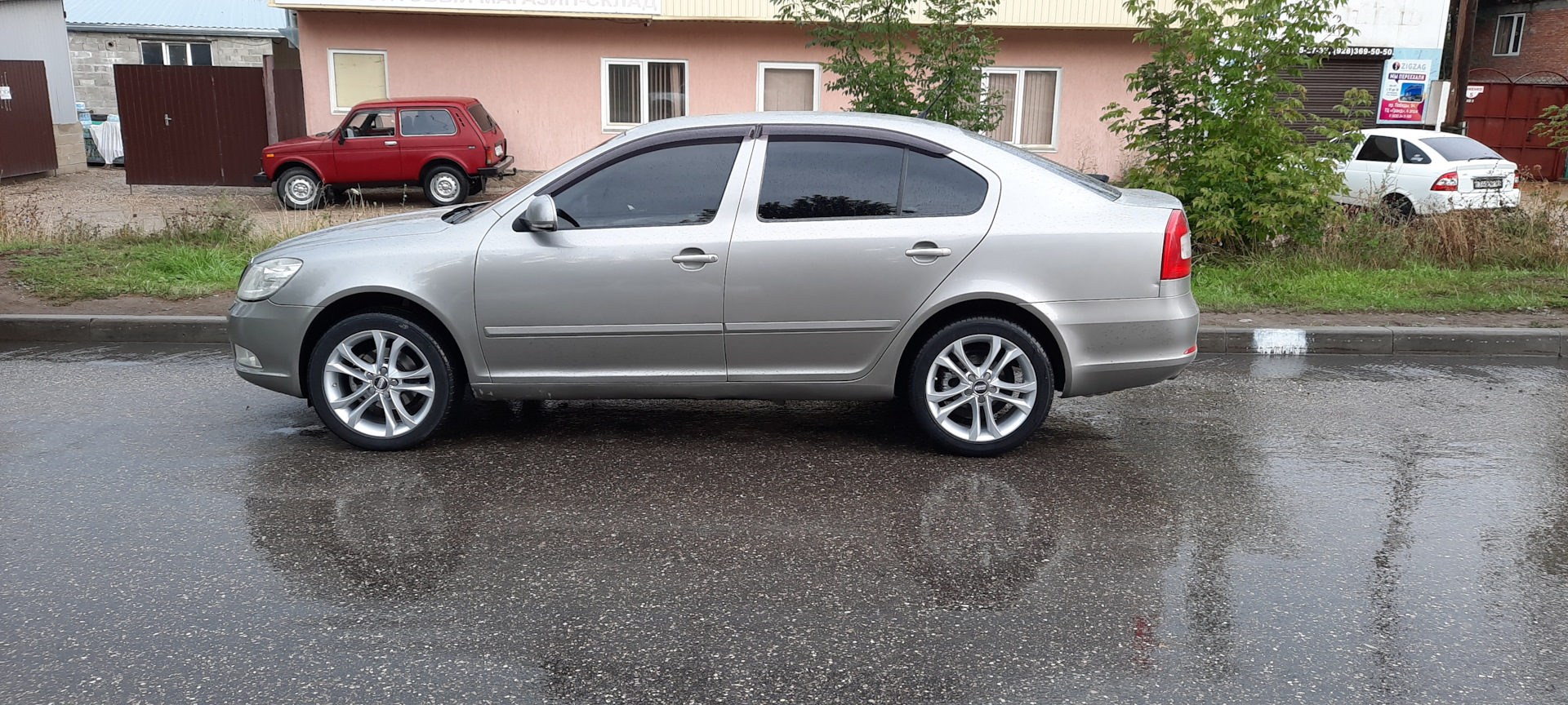 Диски r16 октавия а7 — Skoda Octavia A5 Mk2, 1,4 л, 2009 года ...