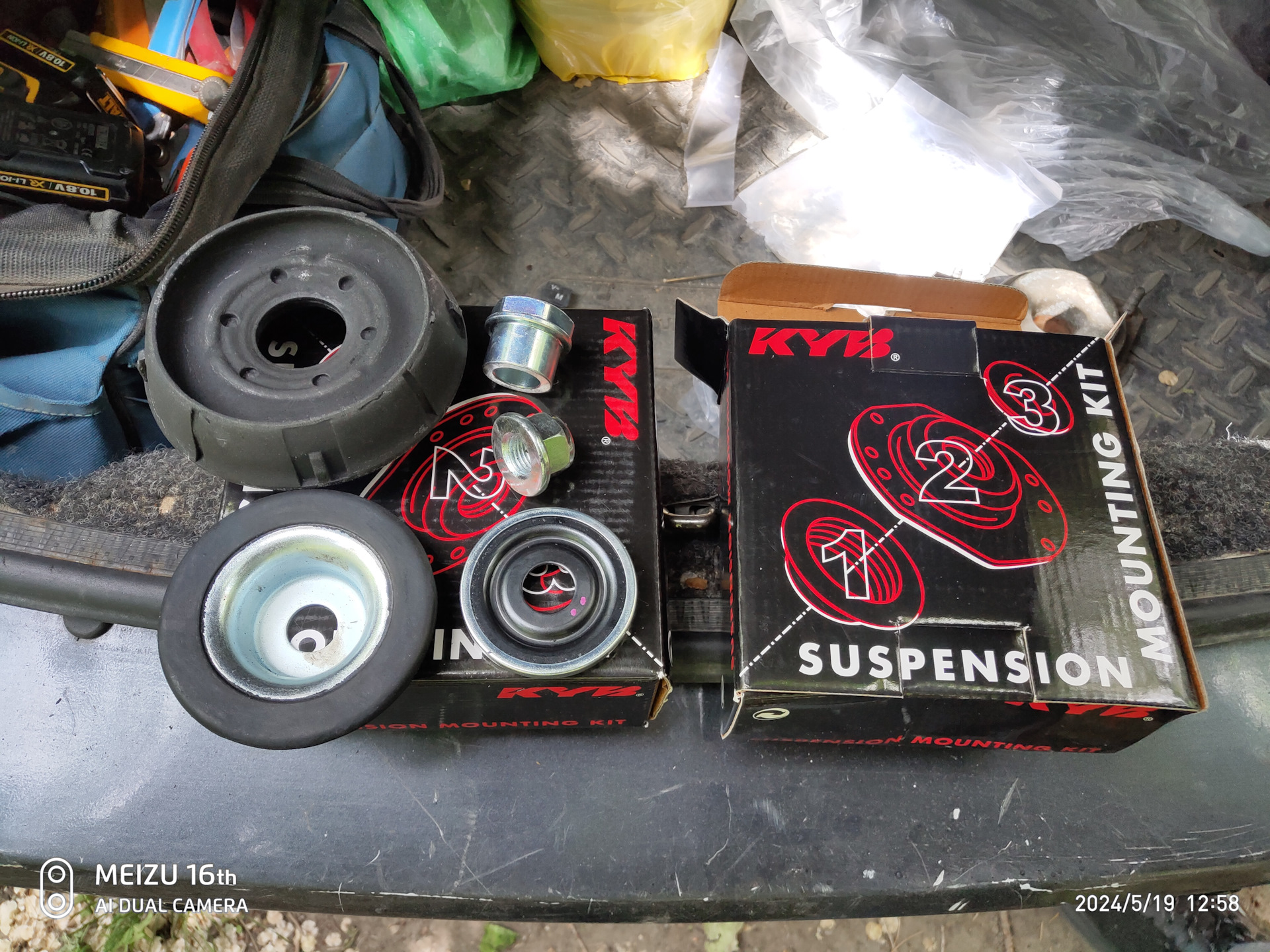 вопрос за опоры стоек KYB SM1018 — Renault Symbol, 1,4 л, 2008 года | запчасти | DRIVE2