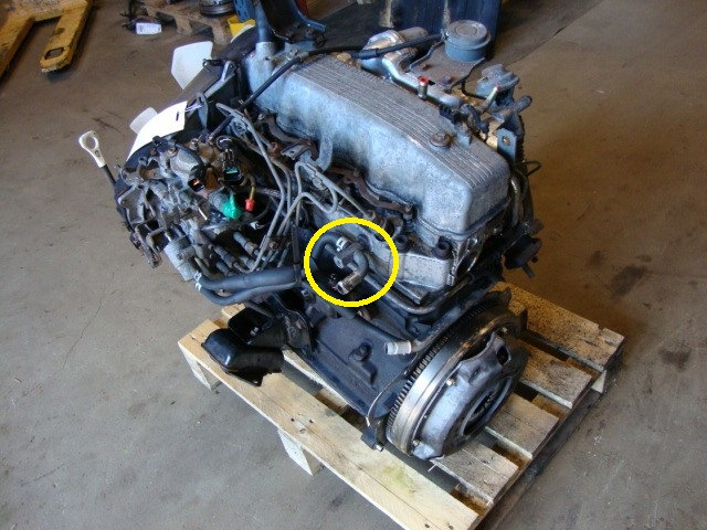 [Нашел] Срочно ищу штуцер MD305985 — Mitsubishi L200 (3G), 2,5 л, 2001 ...