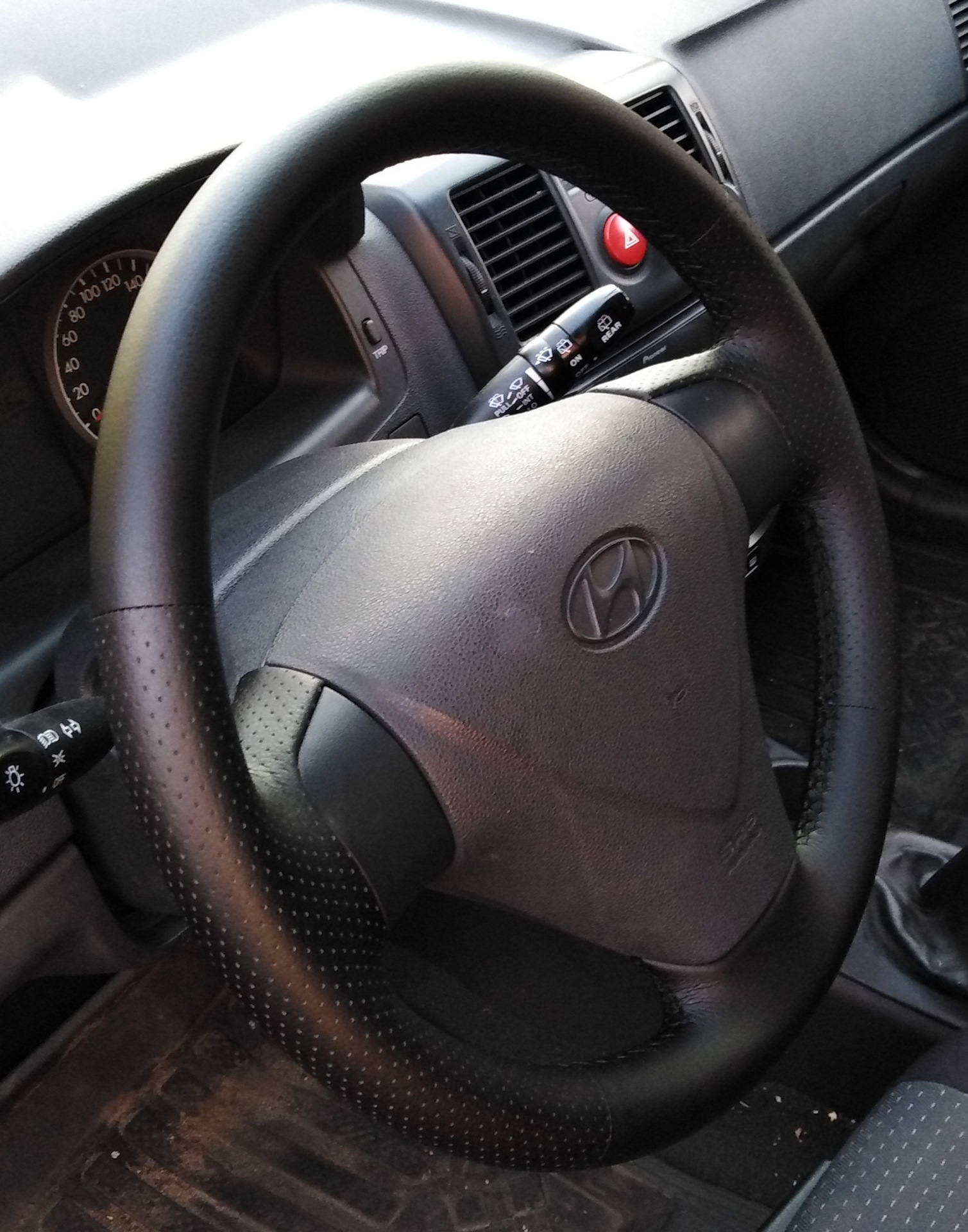 Оплетка руля от Пермь-рулит.РФ — Hyundai Getz, 1,4 л, 2005 года ...