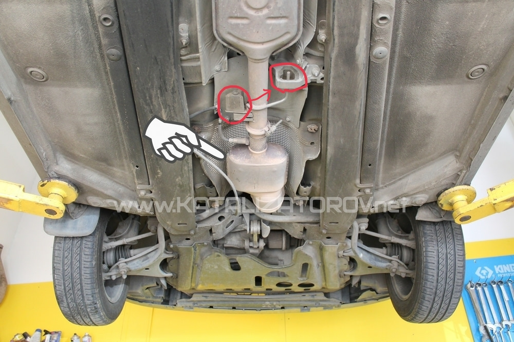 Вопрос по подвесу резонатора 16v 98hp AT — Renault Symbol, 1,4 л, 2008 ...