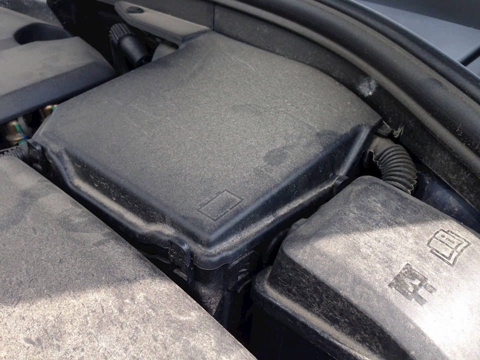 AGM аккумулятор 31419211 и крышка для него 31335286. — Volvo XC70 III ...