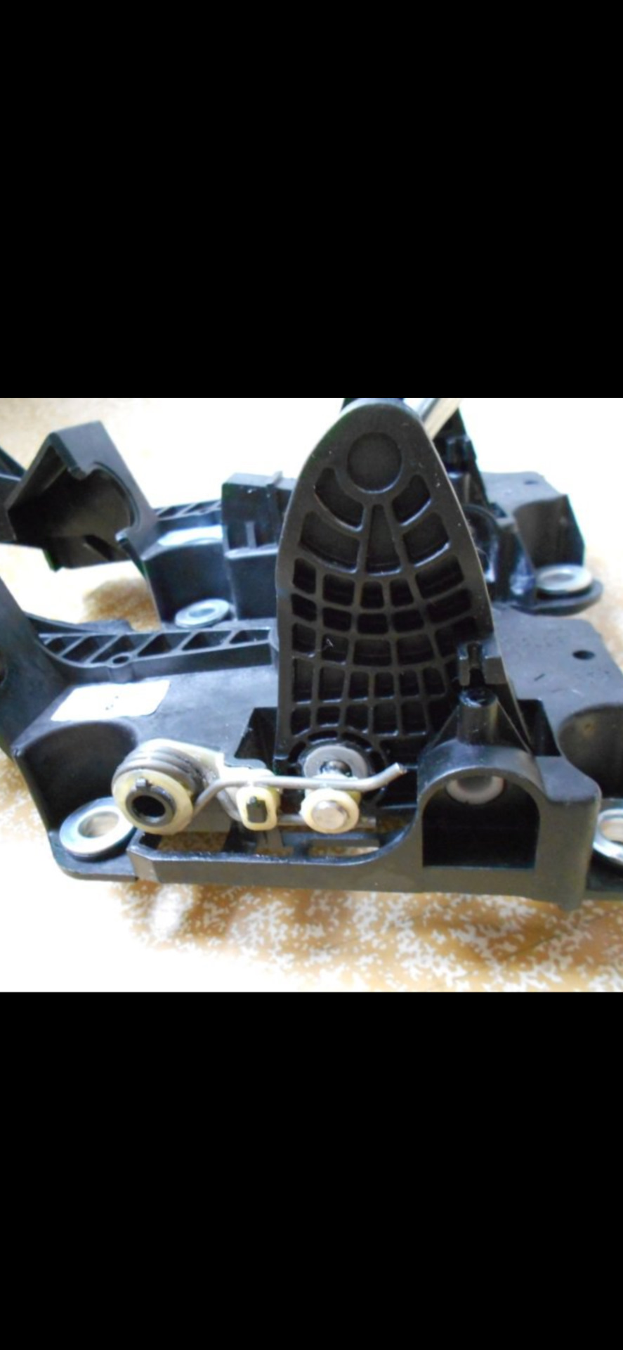 Обслуживание механизма переключения передач МКПП — Ford Focus Sedan II ...