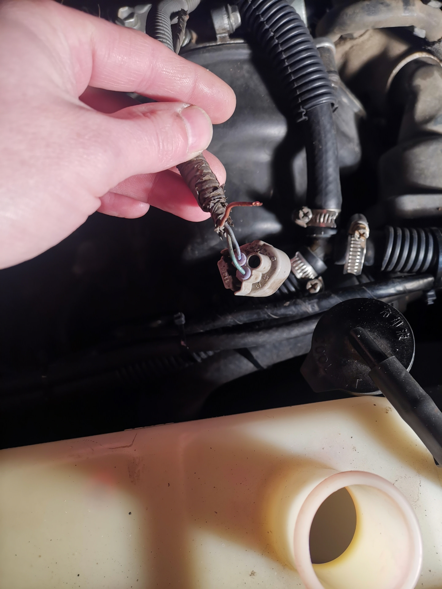 Ошибка c1201 высокое давление в рулевой рейке — Toyota Land Cruiser 200 ...