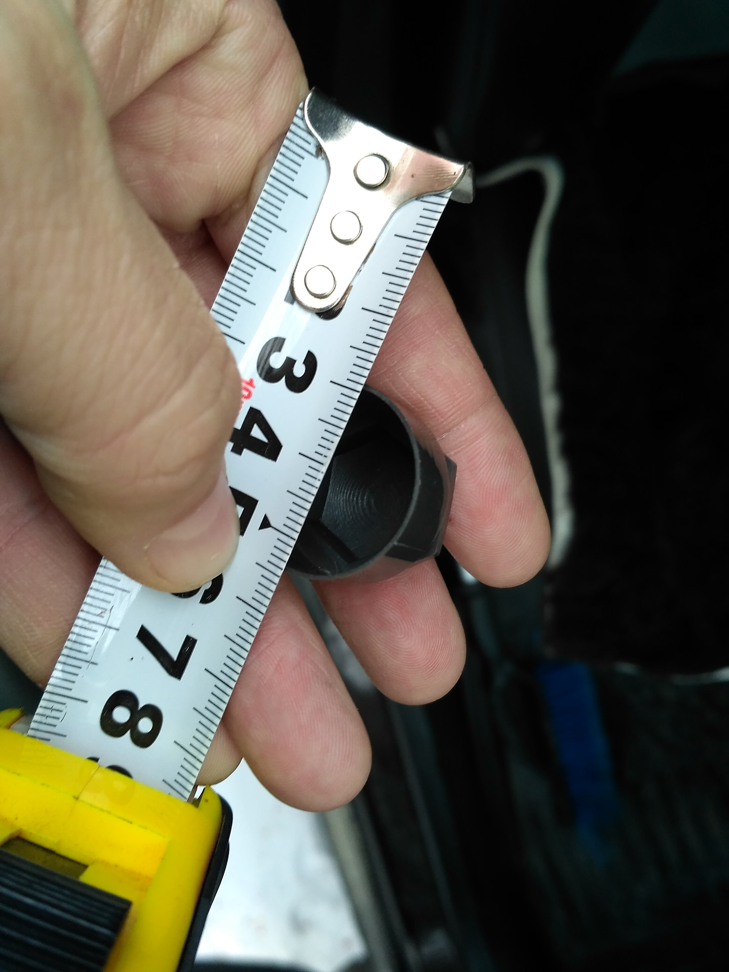 Wheel Bolt Cover — Dacia Duster (2G), 1,5 л, 2018 года | стайлинг | DRIVE2