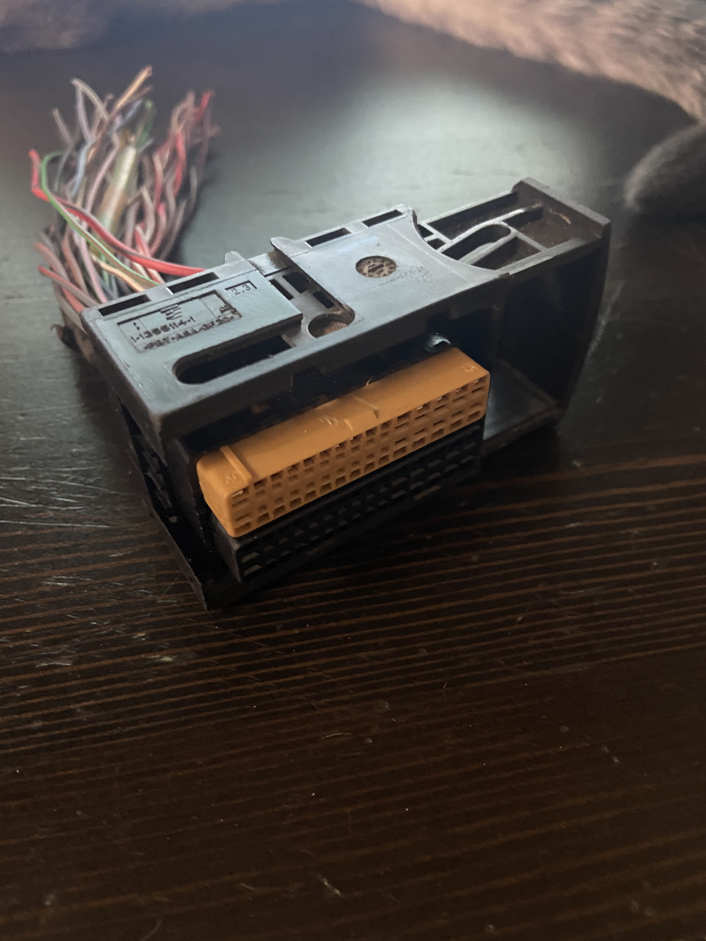 Пины, провода, уплотнители разъемы и контакты VAG и их соответствие ...