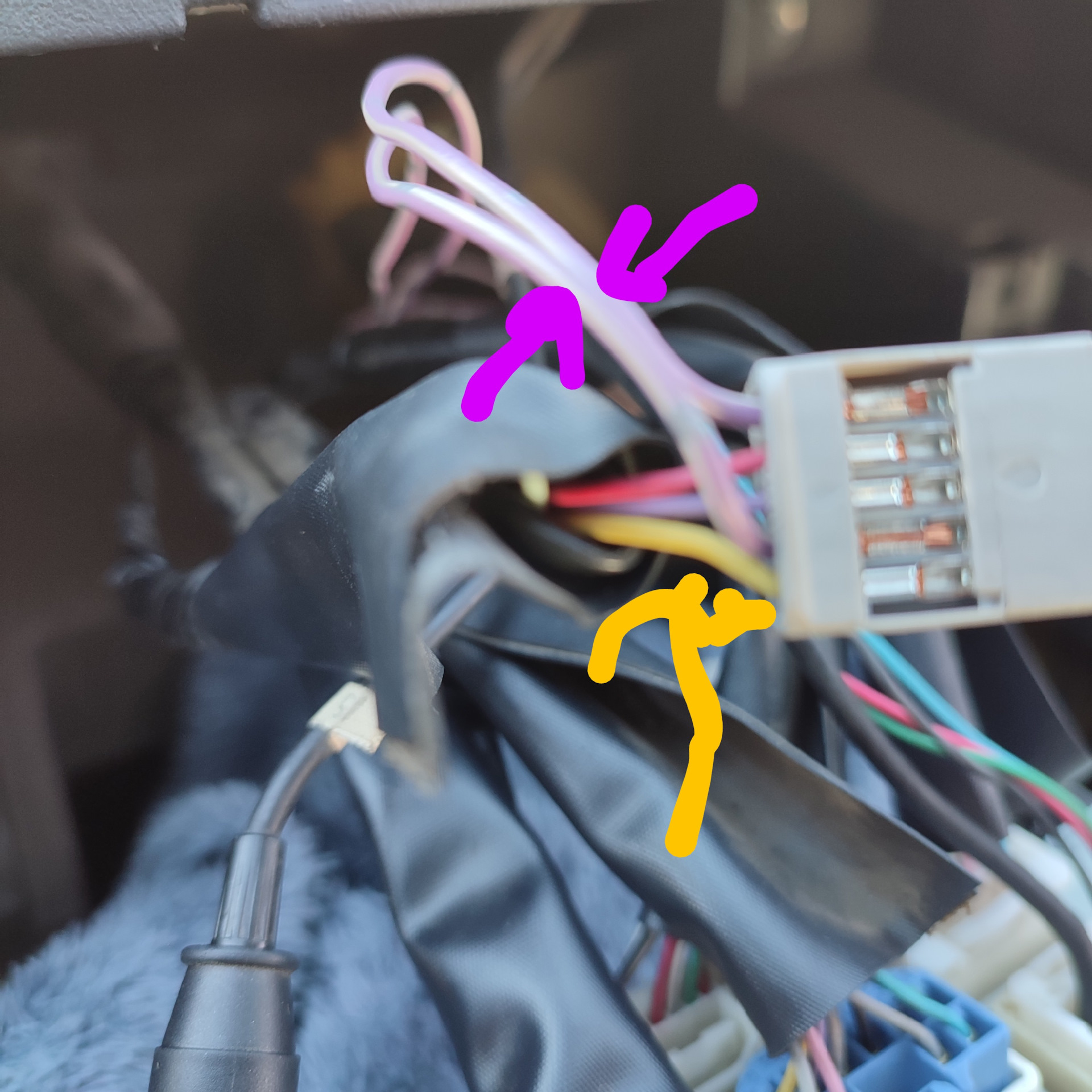 Toyota распиновка ГУ разных моделей — DRIVE2