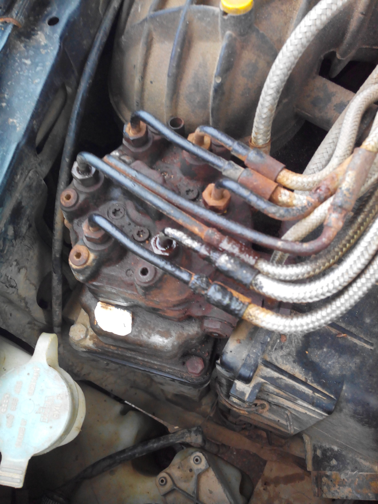 Ke-Jetronic трубки! — Audi 100 (C3), 2 л, 1989 года | поломка | DRIVE2