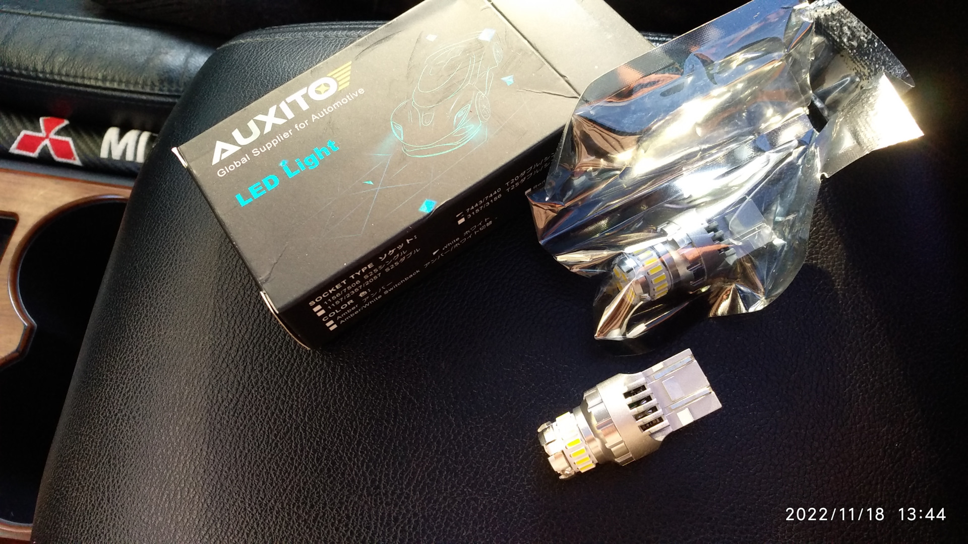 Светодиоды в задние фонари, габарит и тормоз — Mitsubishi Pajero (4G ...