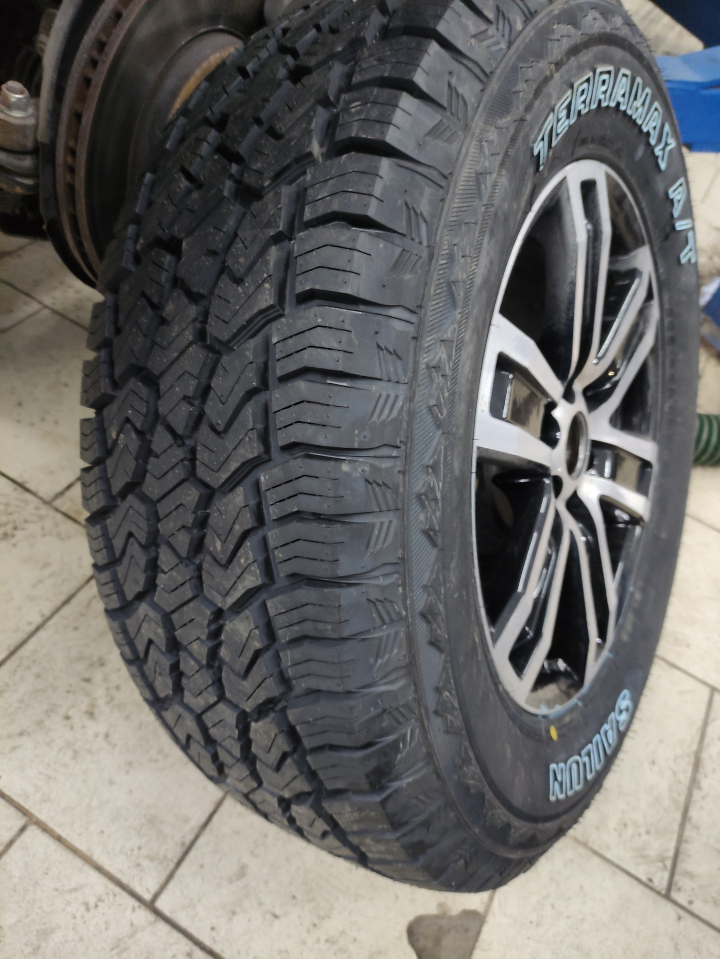 Шины iLink TerraMax LSR 2 A/T 285/60 R18 — Mitsubishi Pajero (3G), 3,2 ...