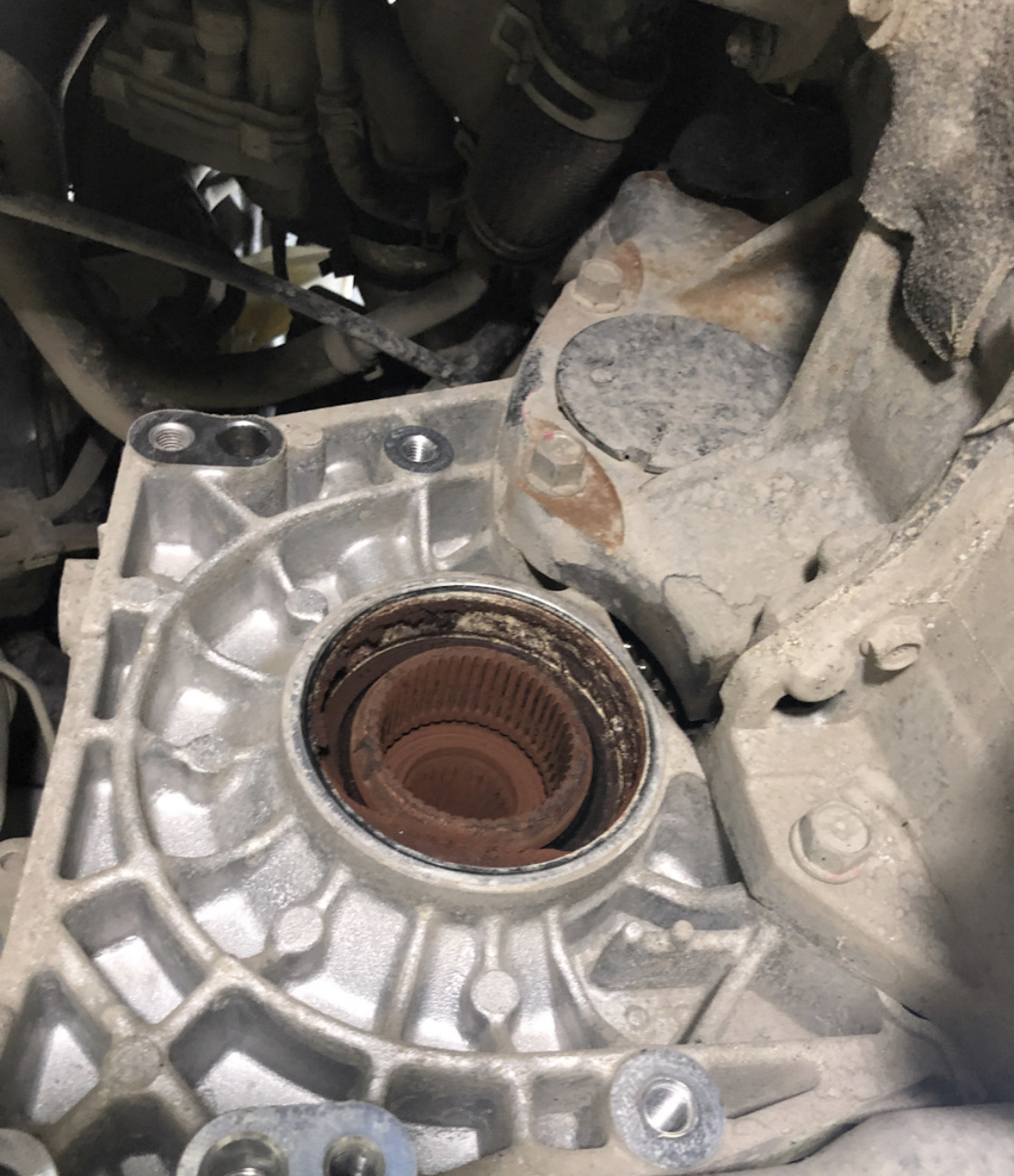 Обслуживание раздаточной коробки — Hyundai Santa Fe (3G), 2,2 л, 2016 ...