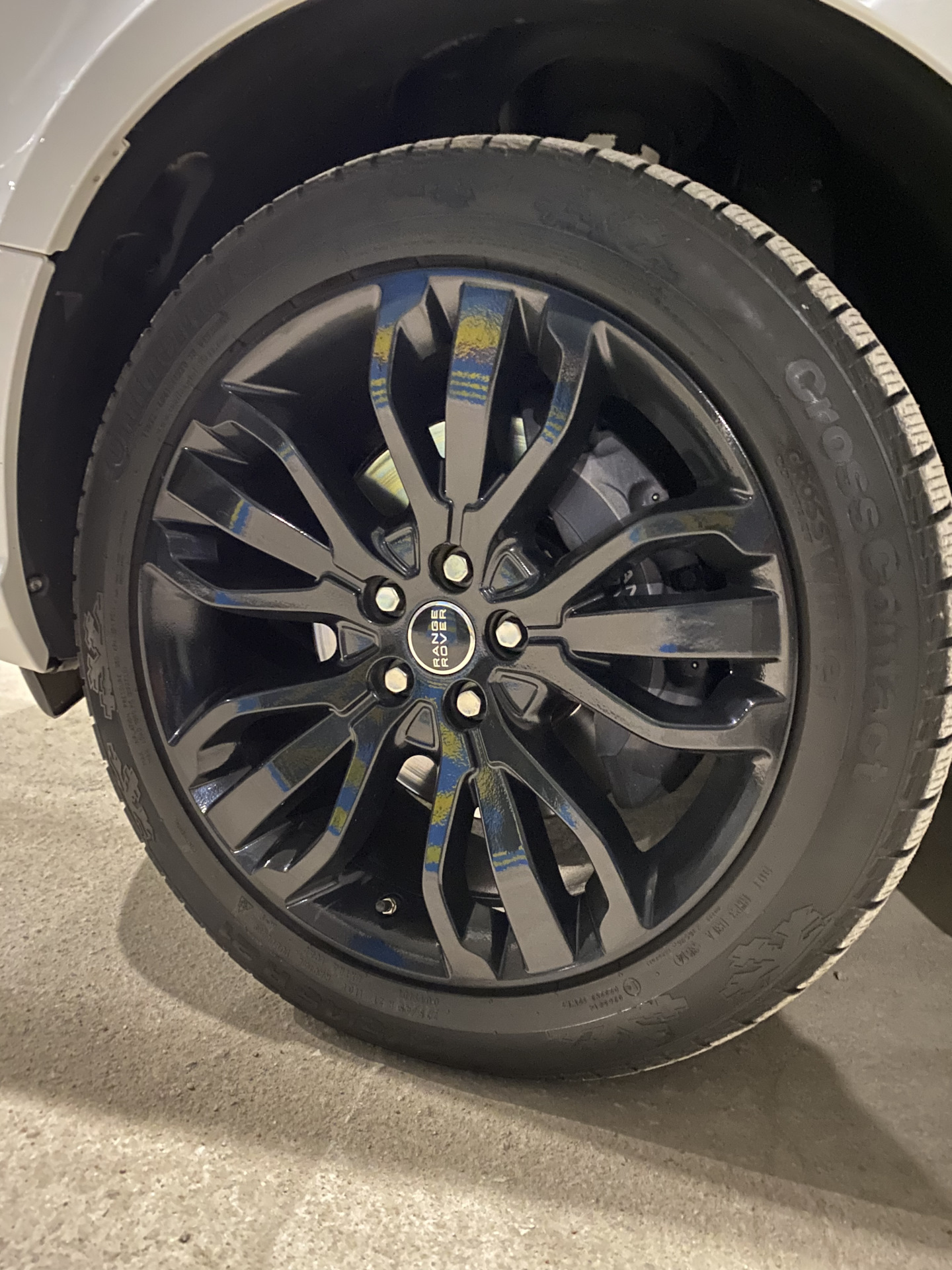 Новые диски R21 и летняя резина — Land Rover Range Rover (3G), 5 л ...