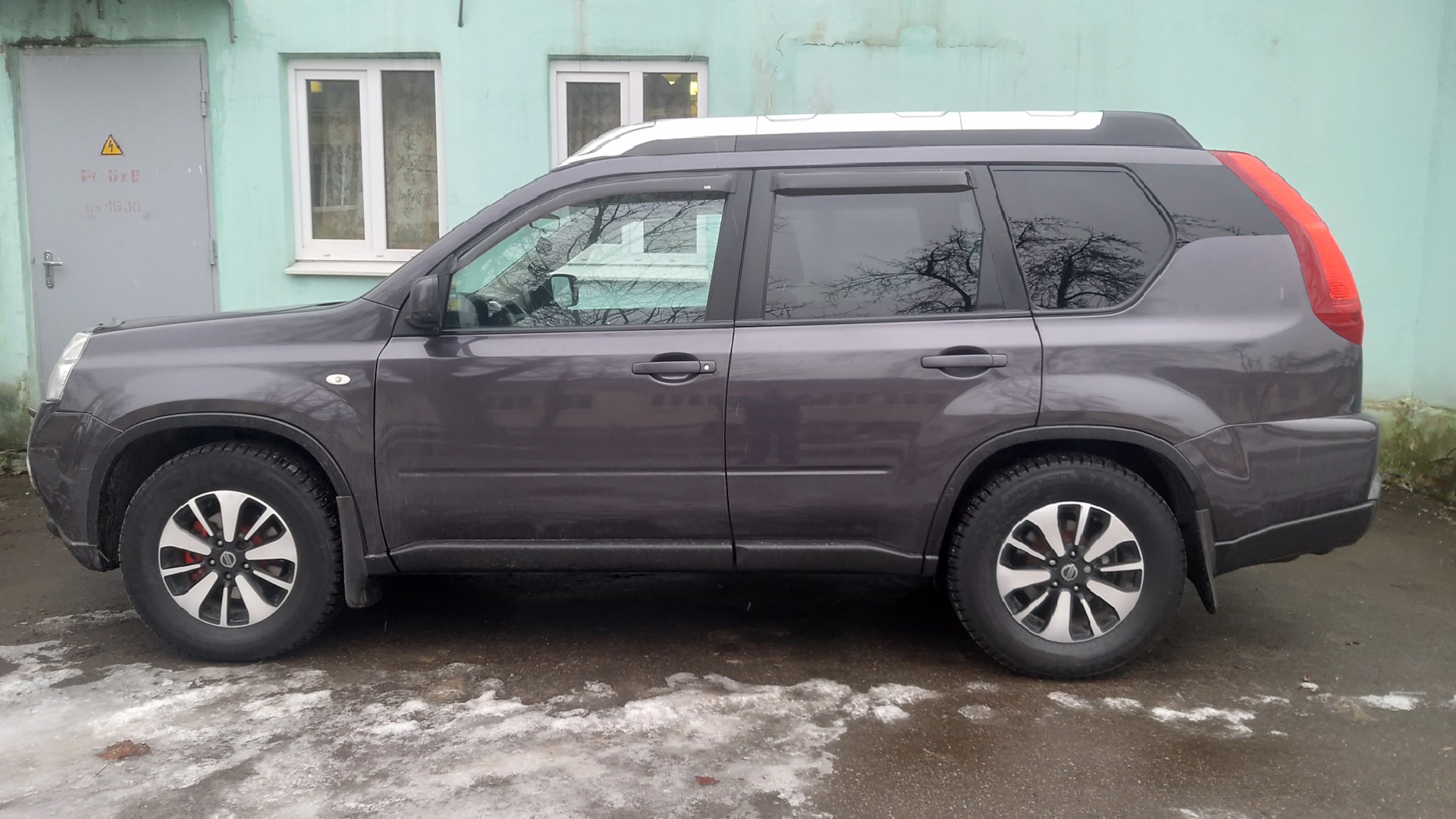 Замена брызговиков на мягкие — Nissan X-Trail II (t31), 2 л, 2011 года ...