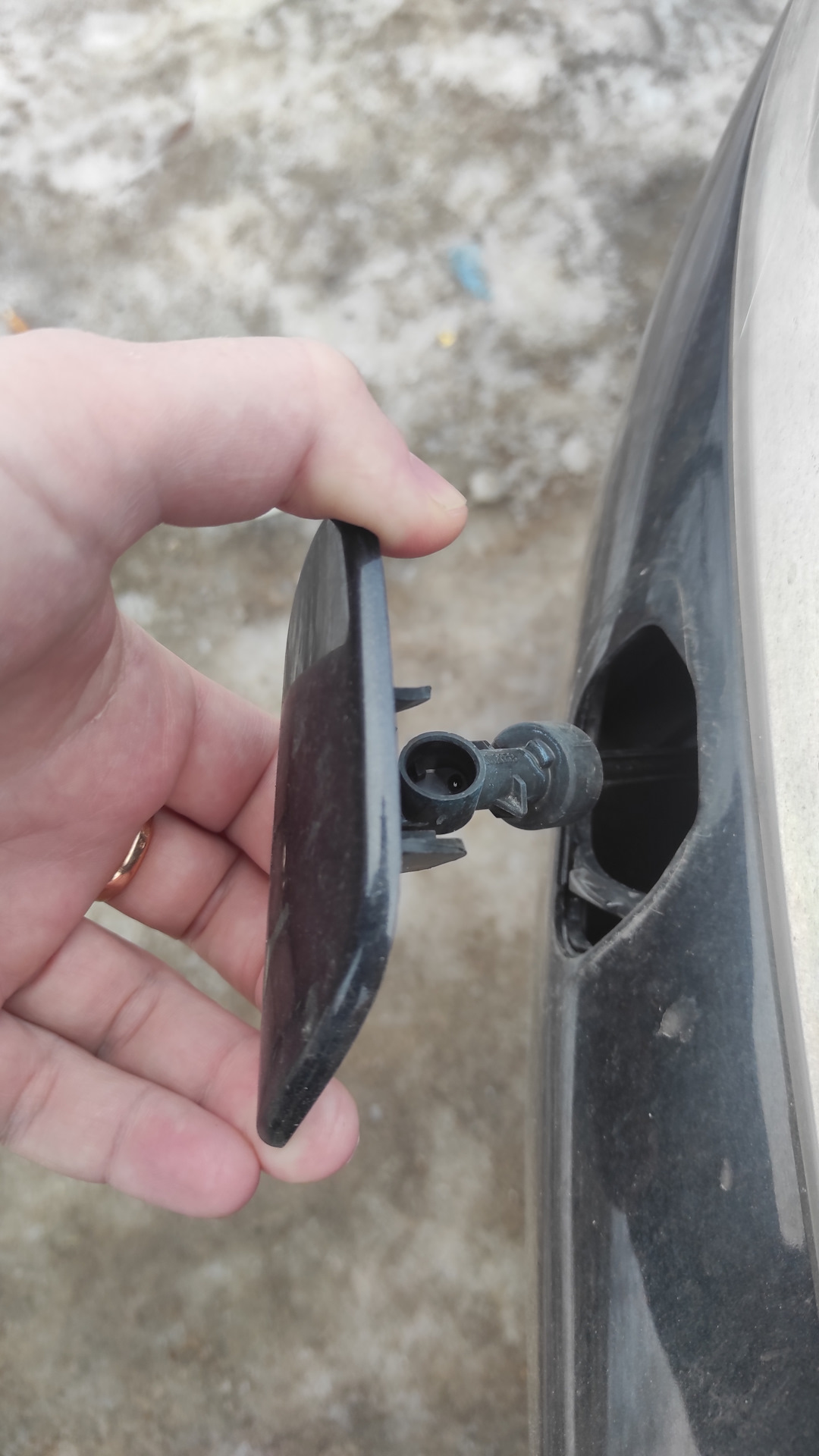 Накладка омывателя фар — Volvo XC60 (1G), 2,4 л, 2009 года | другое ...