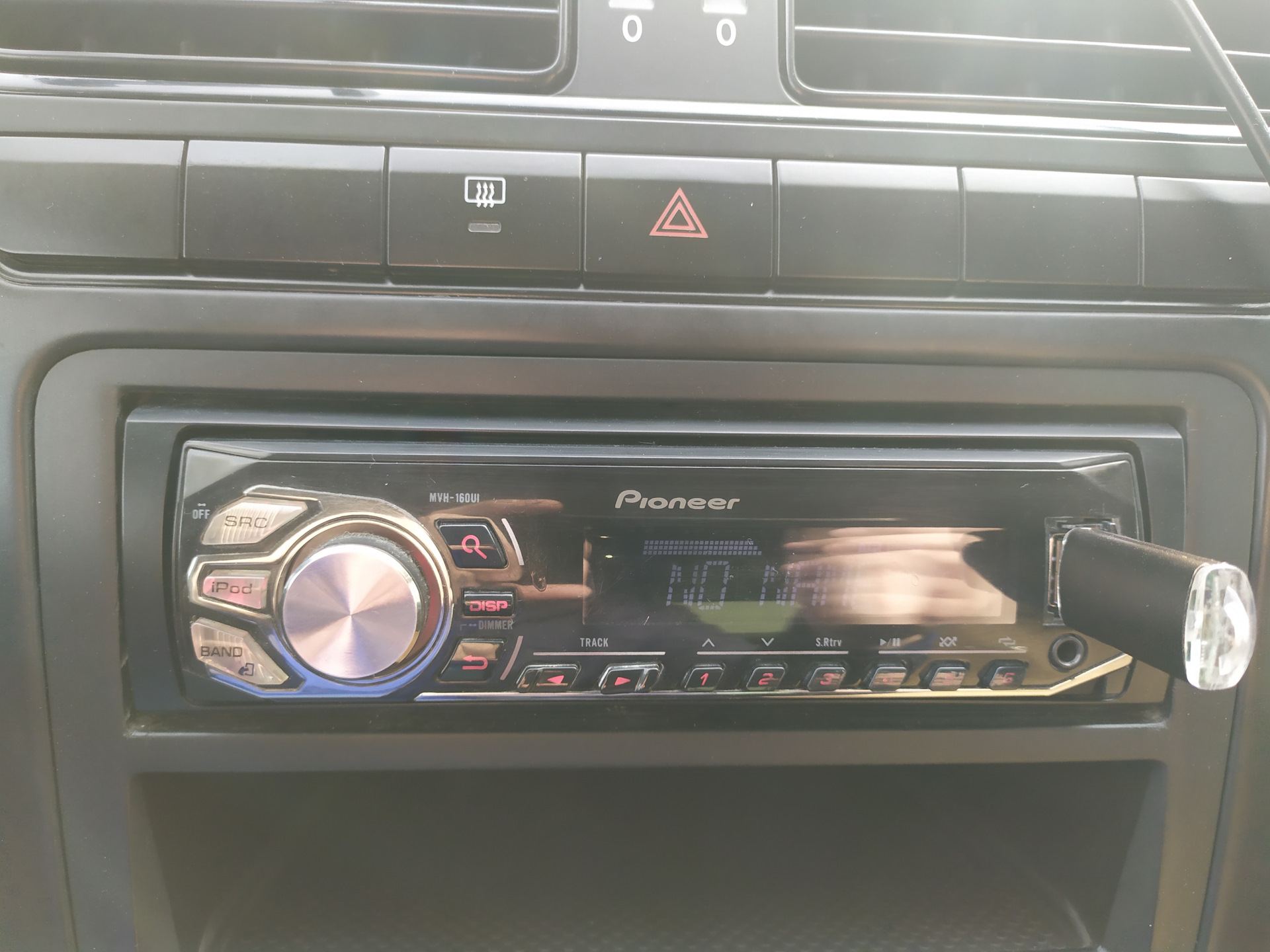 Замена rcd 220 на rcd 320 — Volkswagen Polo Sedan, 1,6 л, 2015 года ...