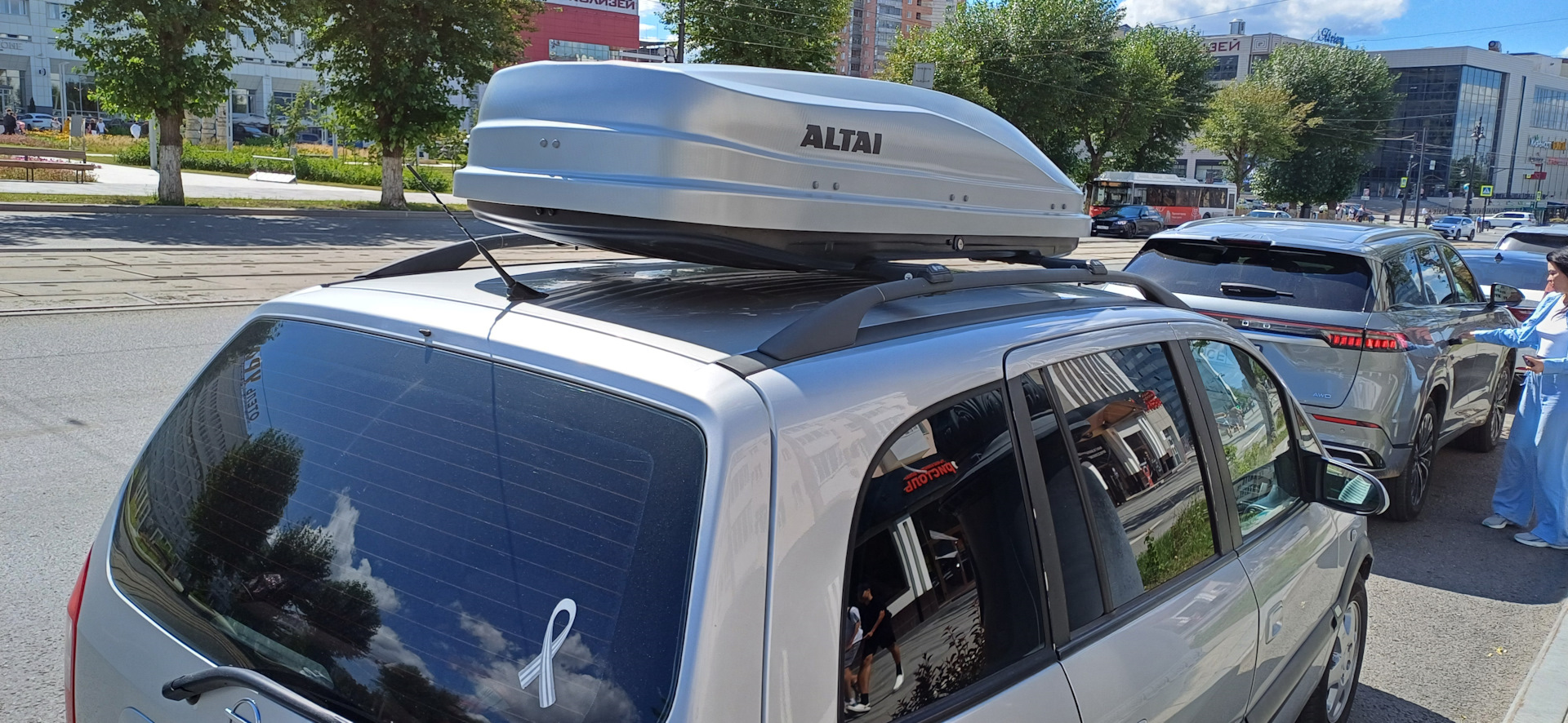 Поперечины на Рейлинги. — Opel Zafira A, 2 л, 2002 года | просто так ...