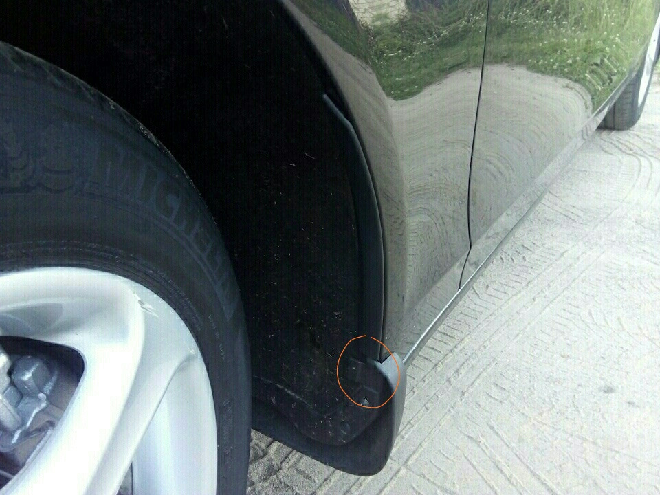 Установка защиты передних арок — Audi A4 (B8), 2 л, 2008 года | просто ...