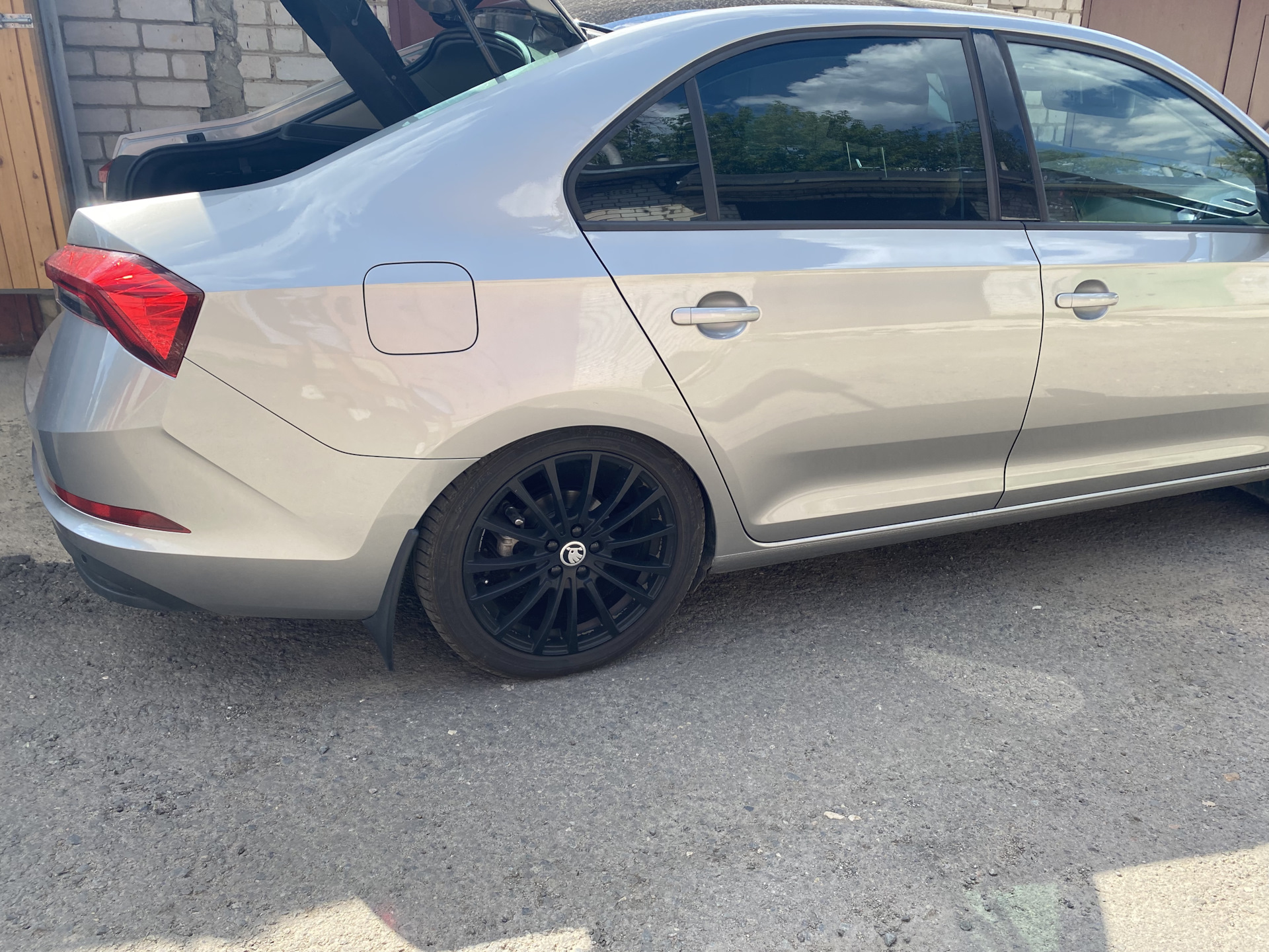 Отзыв про занижение через KYB RH5535 — Skoda Rapid (2G), 1,4 л, 2021 ...