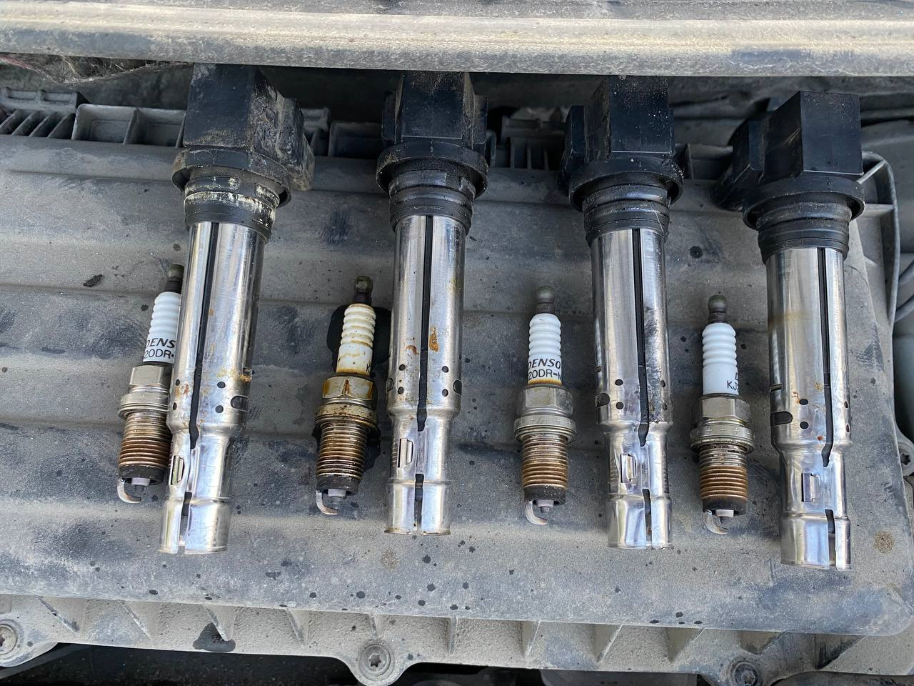 Информация для двигателей BTS, течь масла в районе катушек. — Skoda ...