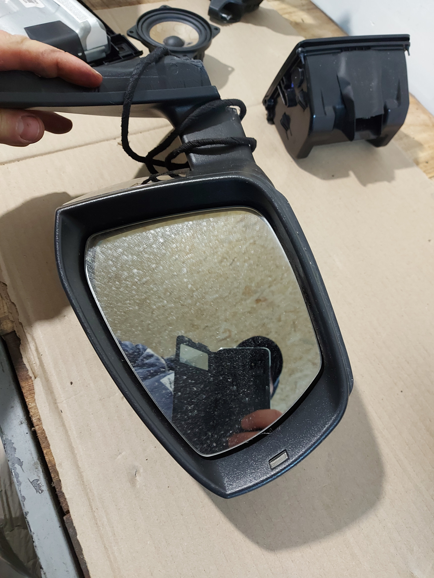 Зеркальный элемент (правый). — Skoda Octavia A7 Mk3, 1,6 л, 2014 года ...