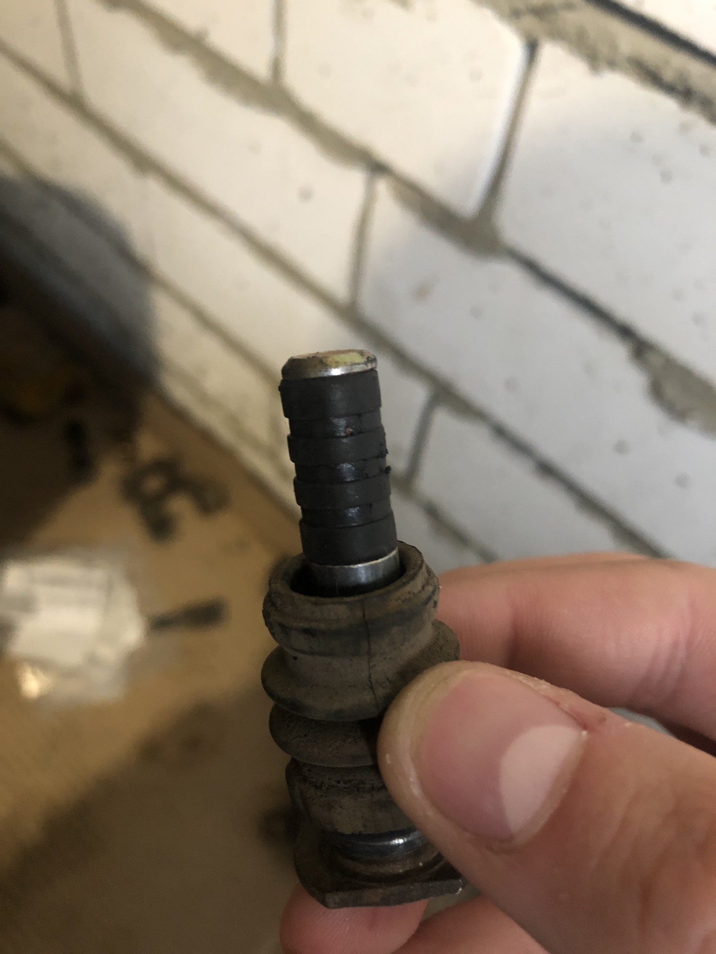 Тормоза ч.3 — Hyundai Sonata IV (EF), 2 л, 2005 года | запчасти | DRIVE2