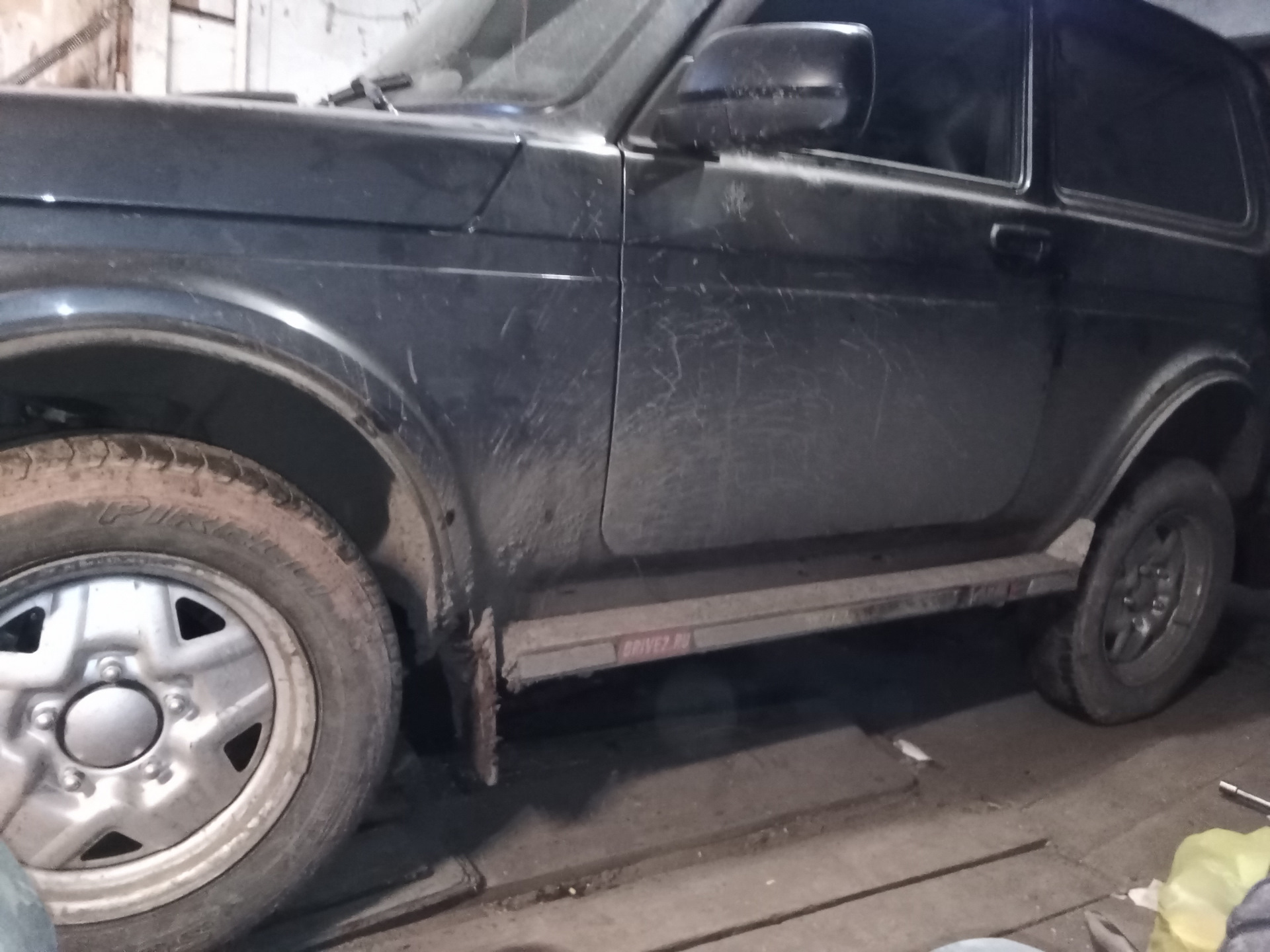 Пороги/подножки — Lada 4x4 3D, 1,7 л, 2010 года | стайлинг | DRIVE2