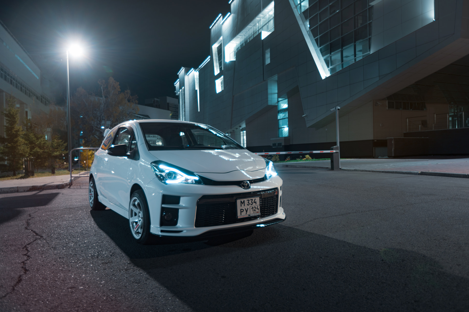 Bi-LED оптика Vitz G's ncp131. Часть 2. — Toyota Vitz (130), 1,5 л ...