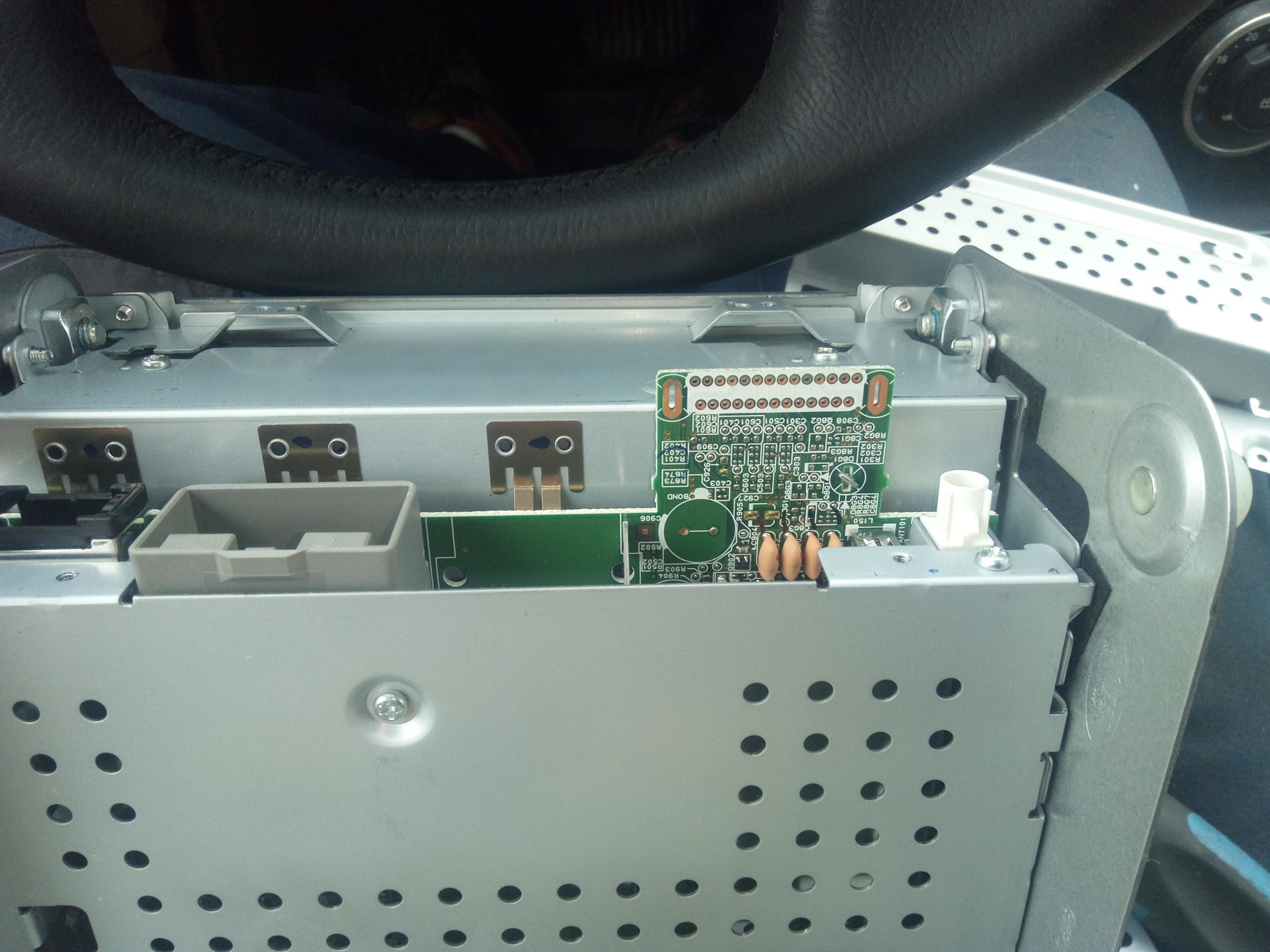 Сравнение MOST усилителей Hi-Line и Premium(Freelander 2 дорестайл ...