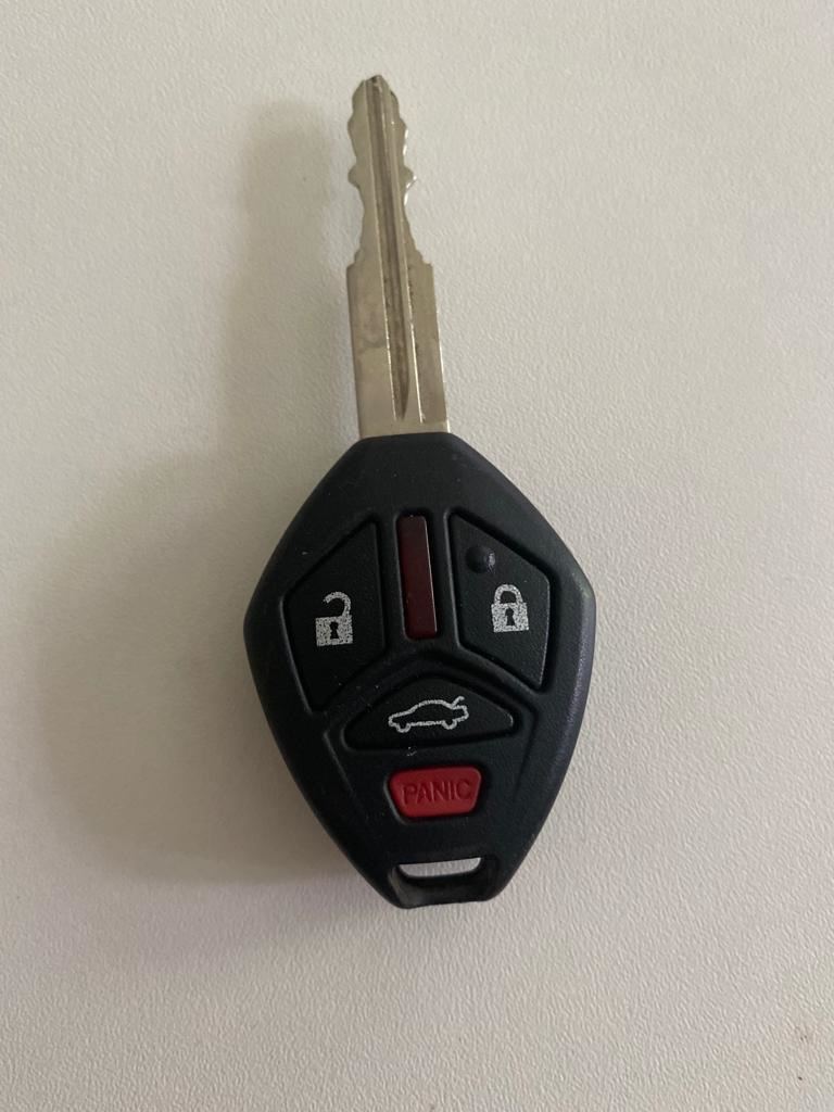 Оригинальный 3-х кнопочный ключ — Mitsubishi Lancer X, 1,8 л, 2011 года ...