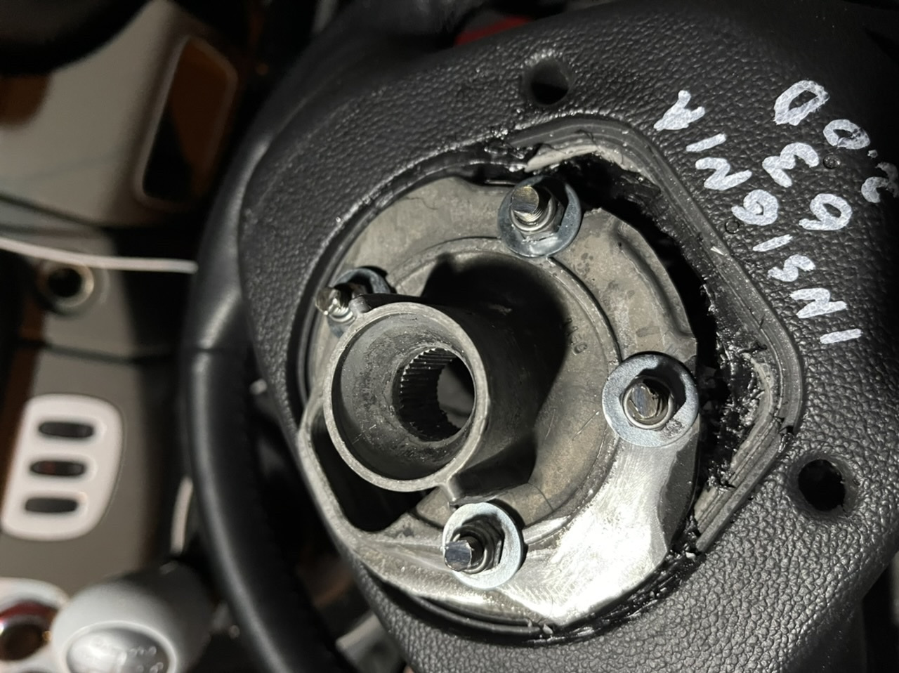 Руль на Опель виваро от Опель инсигния — Vauxhall Vivaro, 2 л, 2012 ...