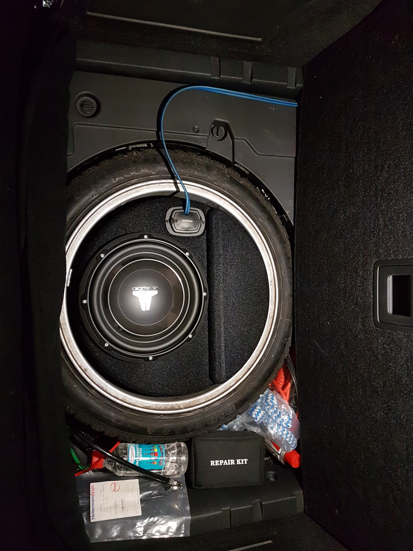 9. Установка Volkswagen Sound System — Volkswagen Passat B7, 1,8 л ...
