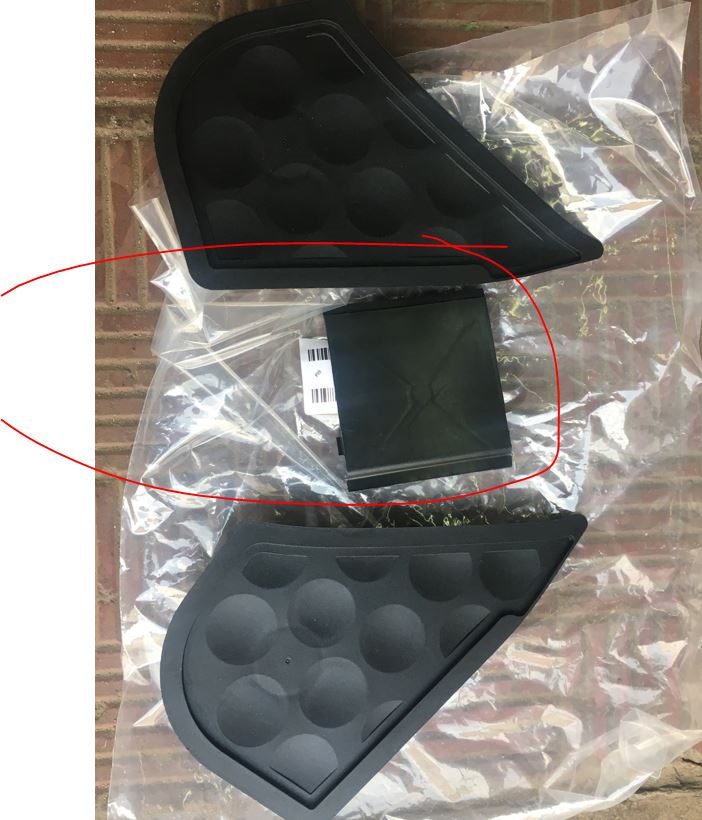 Замена защиты днища — Audi Q3 (1G), 2 л, 2015 года | визит на сервис ...