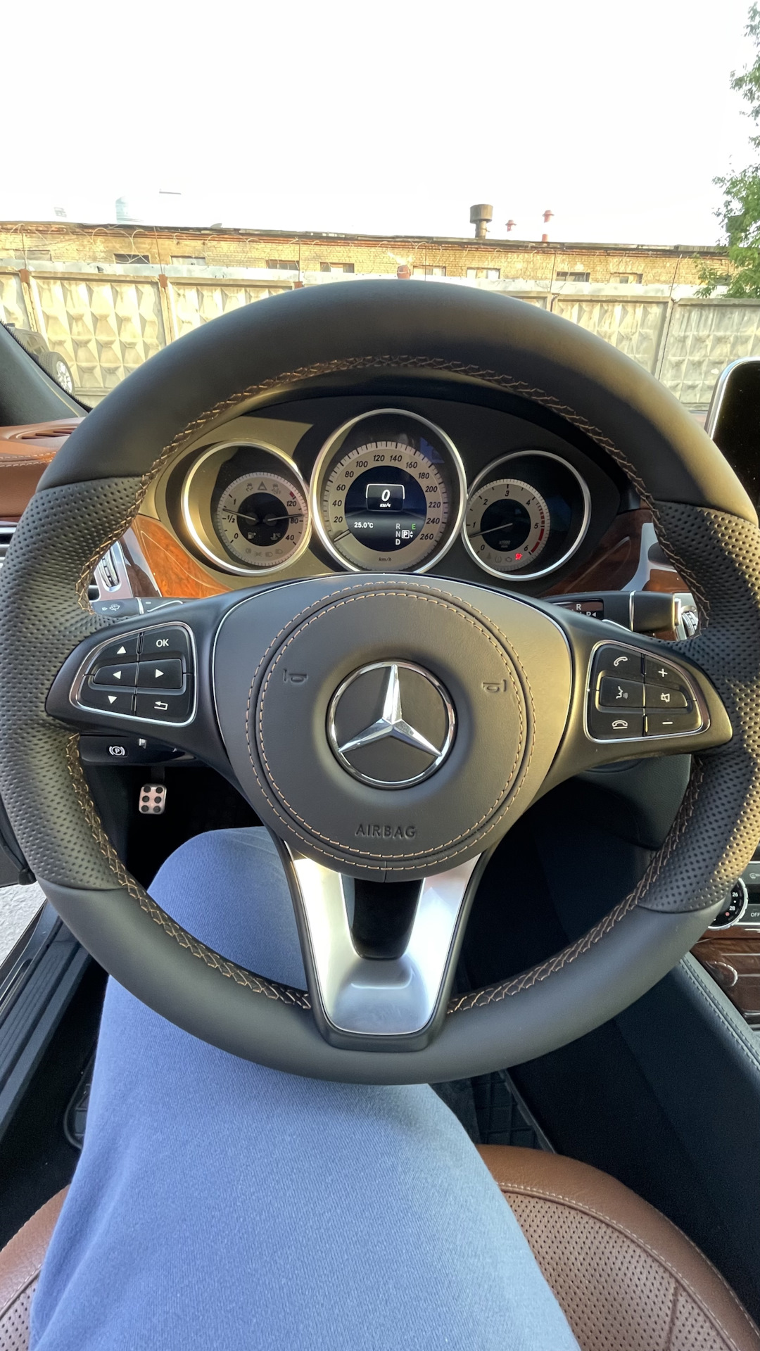 Перешив руля и новые щетки — Mercedes-Benz GLE-Class (W166), 3 л, 2017 ...