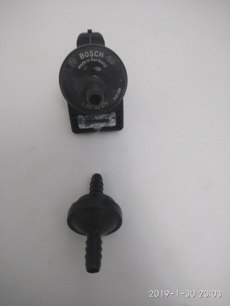 Замена топливоиспарительного клапана бака — Opel Astra J, 1,6 л, 2011 ...