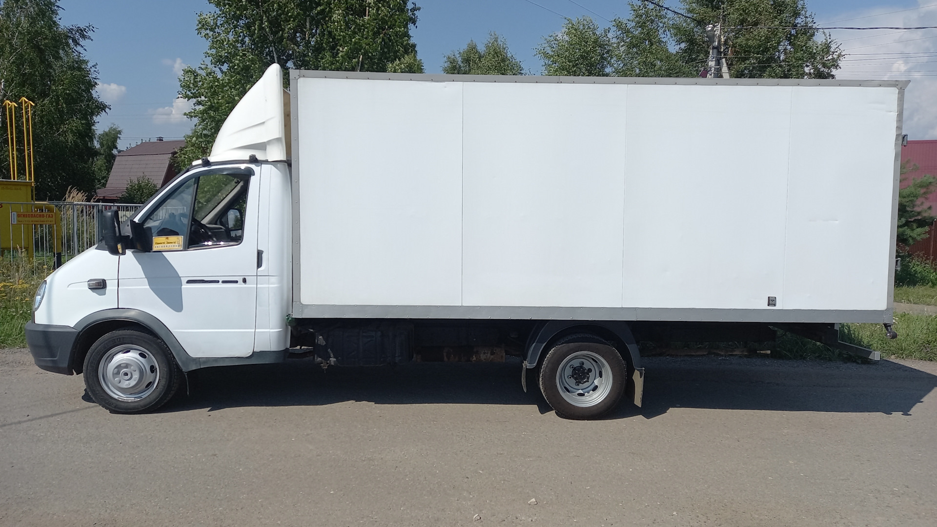 Намутил пластиковый бак нового образца — ГАЗ Газель, 2,4 л, 2004 года ...