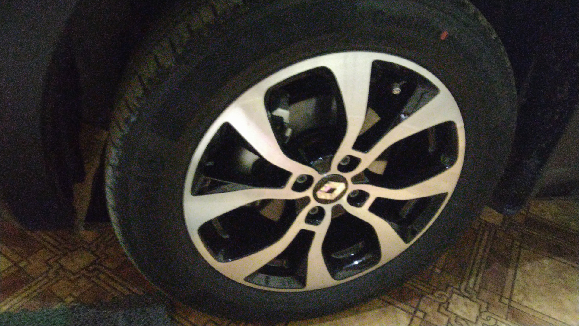 Летние колёса — Renault Sandero Stepway (2G), 1,6 л, 2019 года ...