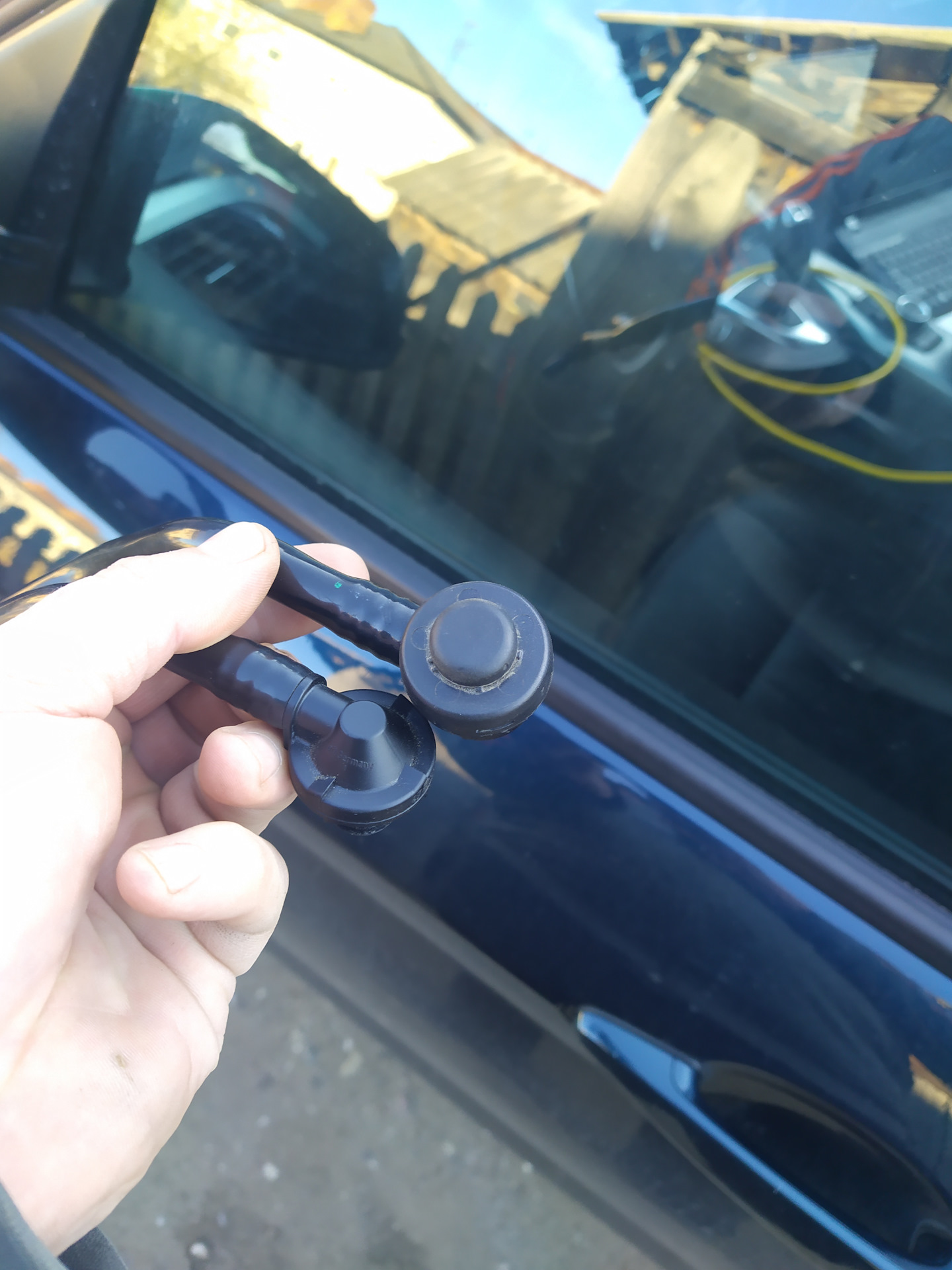 Замена вакумного насоса — BMW 1 series (F20), 1,6 л, 2012 года | своими ...