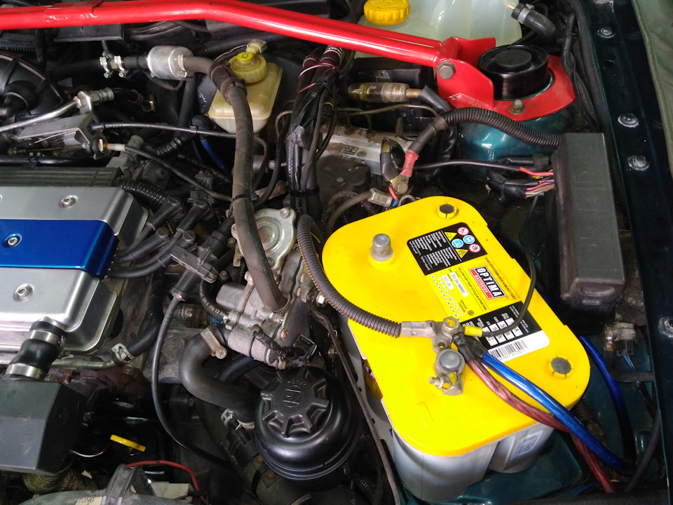 Дополнительная масса кузов-двигатель — Opel Astra F, 2 л, 1998 года ...