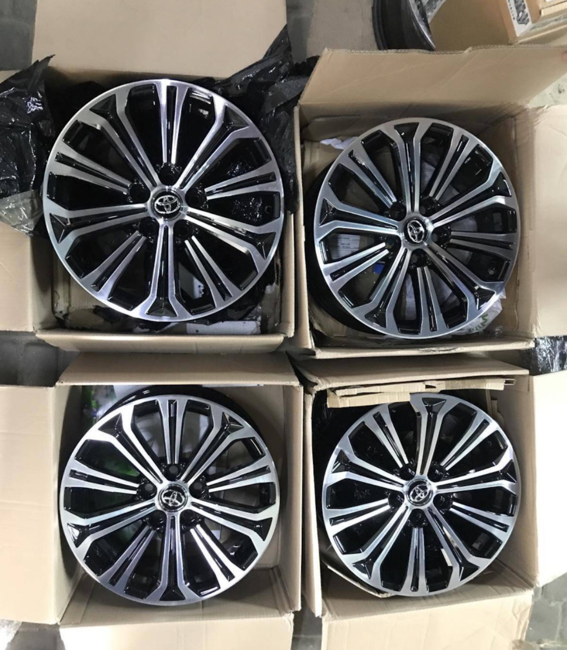 Шины Ikon nordman sx3, Khomen wheels — Ford Focus Sedan III, 1,6 л ...