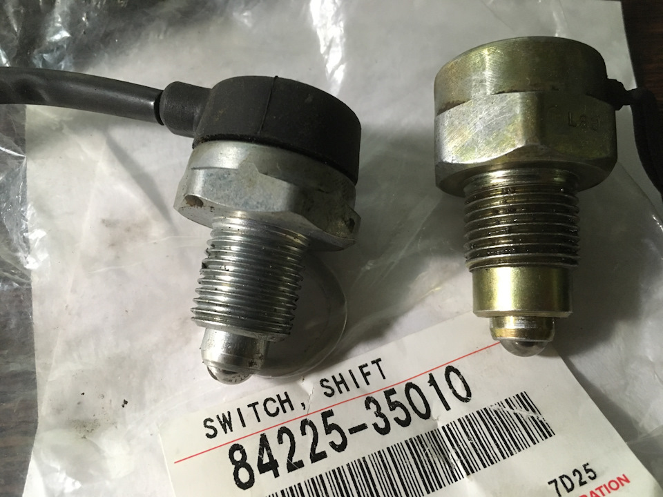 Toyota Land Cruiser 100 4.2 дизельный 1998 | Тёмно-бардовый металик на ...