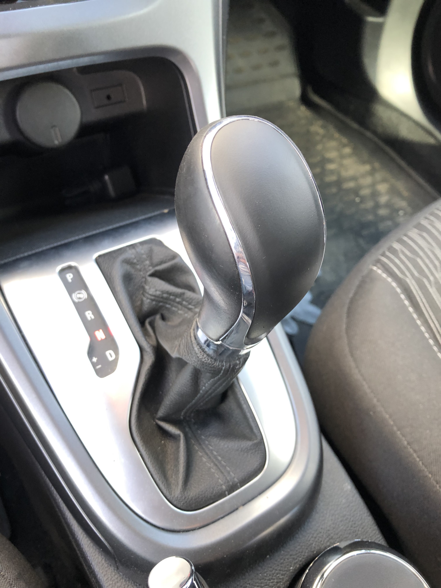 Ручка селектора акпп, что с ней? — Opel Astra J, 1,6 л, 2014 года ...