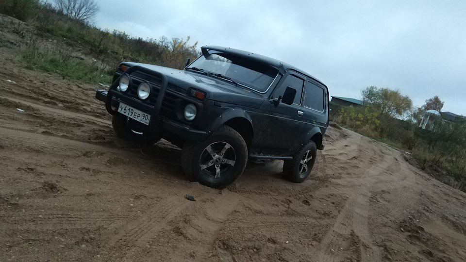 Немного обо всем — Lada 4x4 3D, 1,7 л, 2002 года | стайлинг | DRIVE2