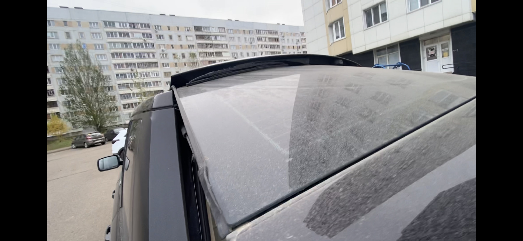 Уплотнитель-молдинг заднего стекла — Land Rover Range Rover (3G), 3,6 л ...