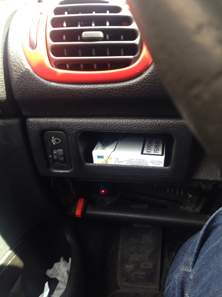 22. Прикуриватель в пепельнице part2 — Peugeot 206, 1,4 л, 2008 года ...