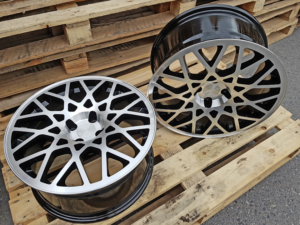 Rotiform blq r17 — Volkswagen Golf GTI Mk5, 2 л, 2006 года | колёсные ...