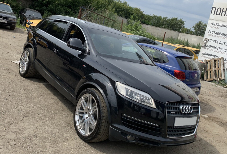 R22 — Audi Q7 (1G), 3,6 л, 2007 года | колёсные диски | DRIVE2